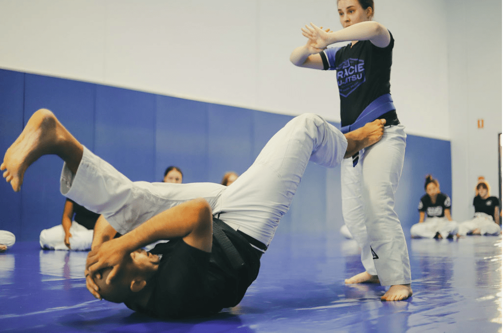 Self-Defense Without Fighting: Smart Strategies to Keep Yourself Safe